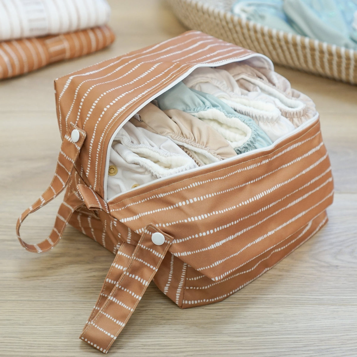 Cloth Nappy Pod - Dune Tan with White – Modern Cloth Nappies